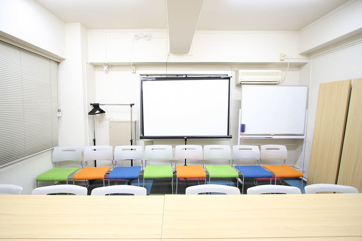 【秋葉原駅徒歩2分！同規模でダントツ最安！】20名利用可！プロジェクター・WiFi全て無料！ふれあい貸し会議室 秋葉原No21の写真17
