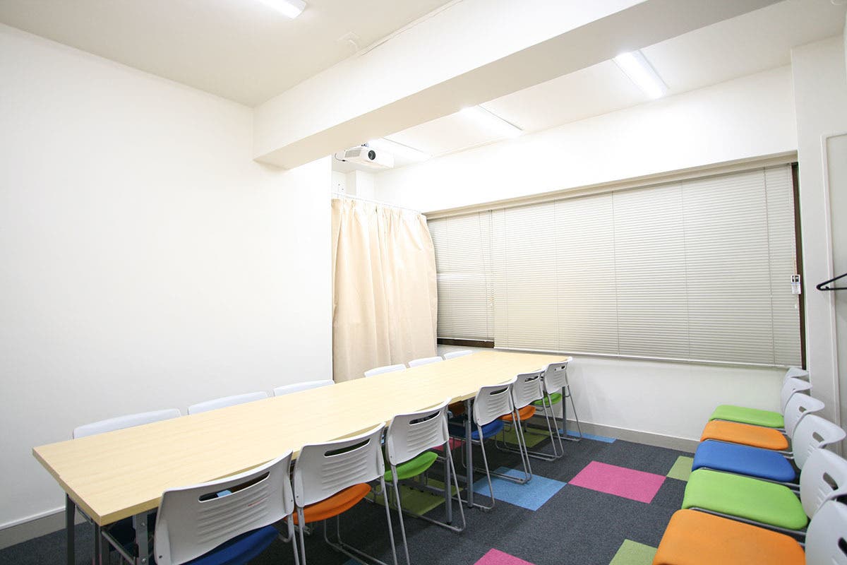 【秋葉原駅徒歩2分！同規模でダントツ最安！】20名利用可！プロジェクター・WiFi全て無料！ふれあい貸し会議室 秋葉原No21の写真19