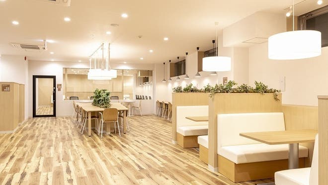 【BIZcomfort町田】小田急町田駅から徒歩4分!6名用会議室#Wi-Fi#フリードリンク#付き。受付スタッフ在籍の写真4