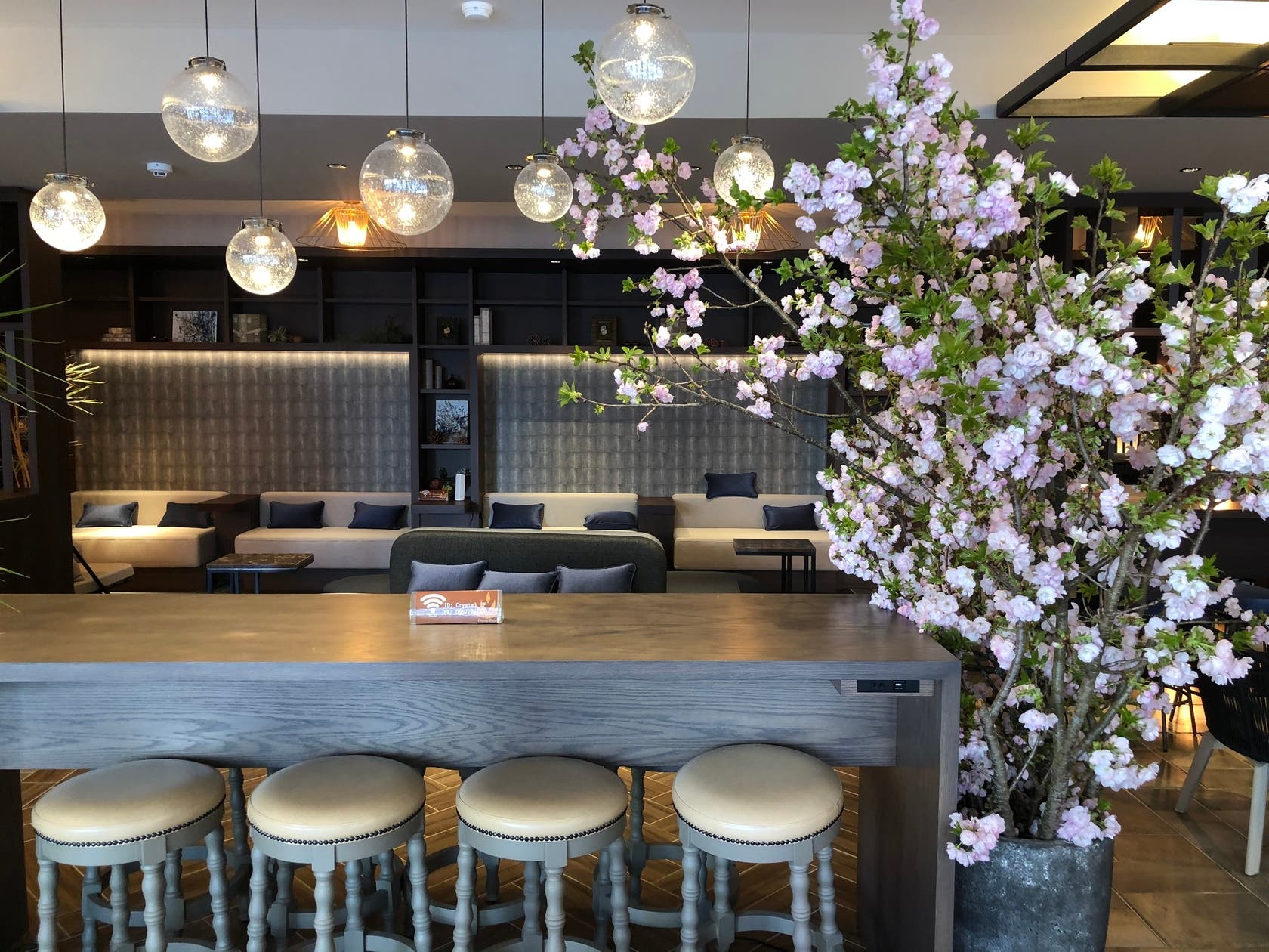 駅より徒歩5分の立地に位置し大阪ミナミを代表する繁華街「道頓堀」も徒歩圏内の写真9