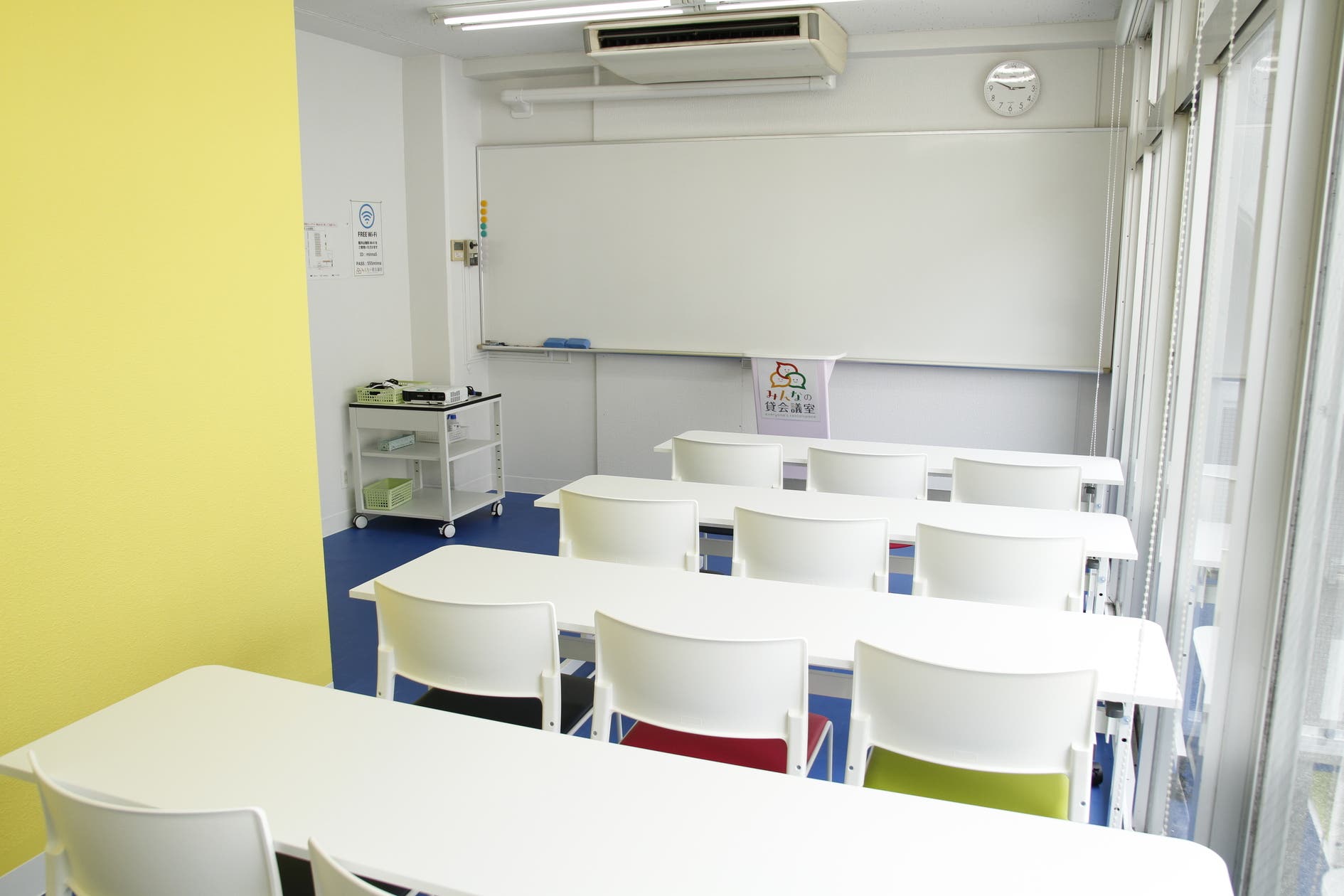 【旭橋駅徒歩3分】定員15+α名！プロジェクター含む備品・高速Wi-Fi無料！泉崎503会議室の写真4