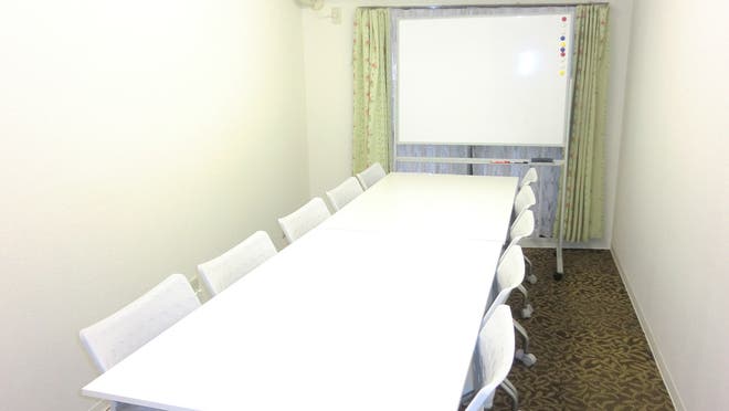 【新宿新南口改札1分】☆期間限定爆安キャンペーン開催中☆さくら貸し会議室☆土足OKで清潔~ギガラクWIFIで快適☆の写真1