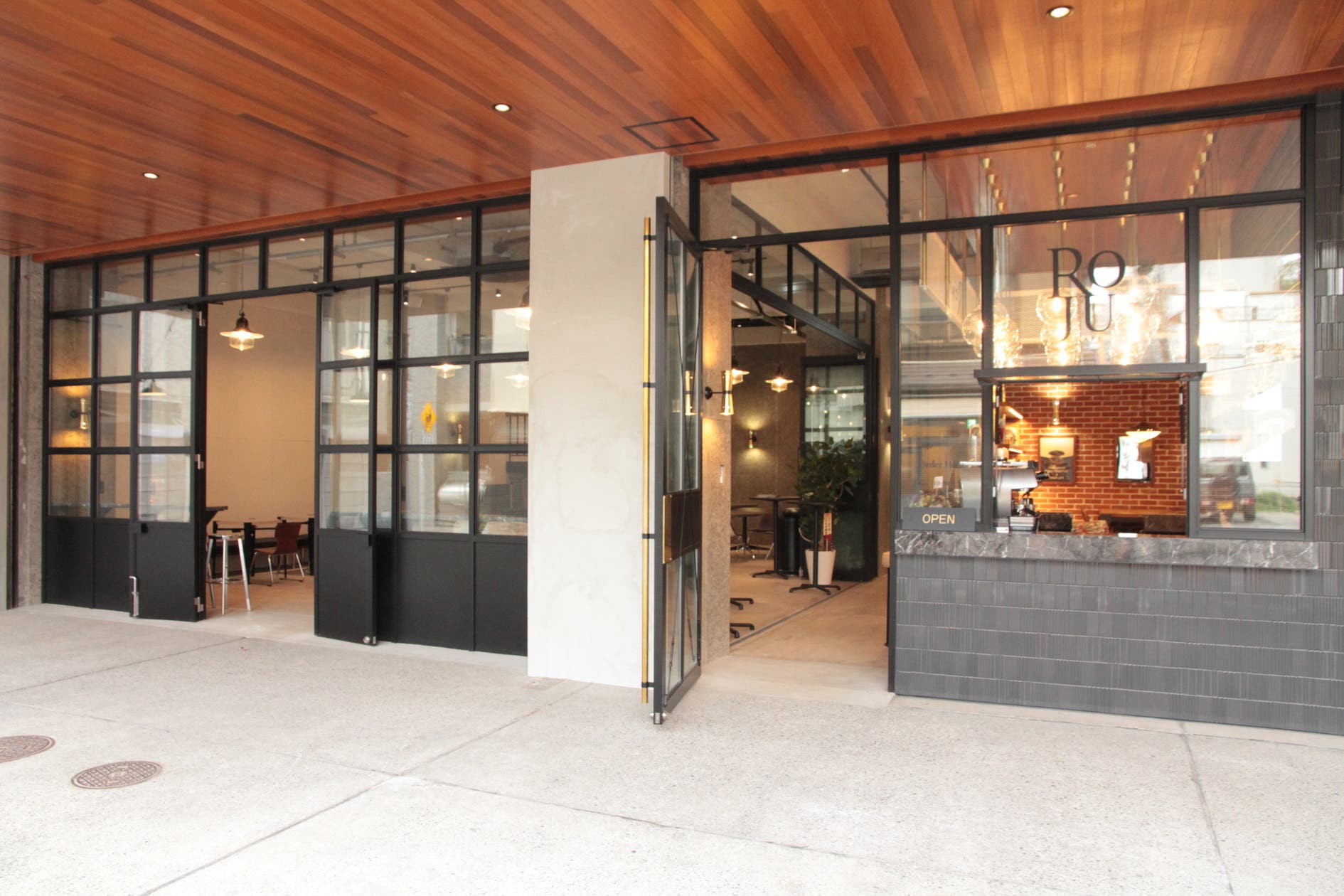 【中目黒駅】から徒歩６分、開場広さ１００㎡、100人収容可能（撮影・セミナー・展示会・パーティーなどに）の写真16