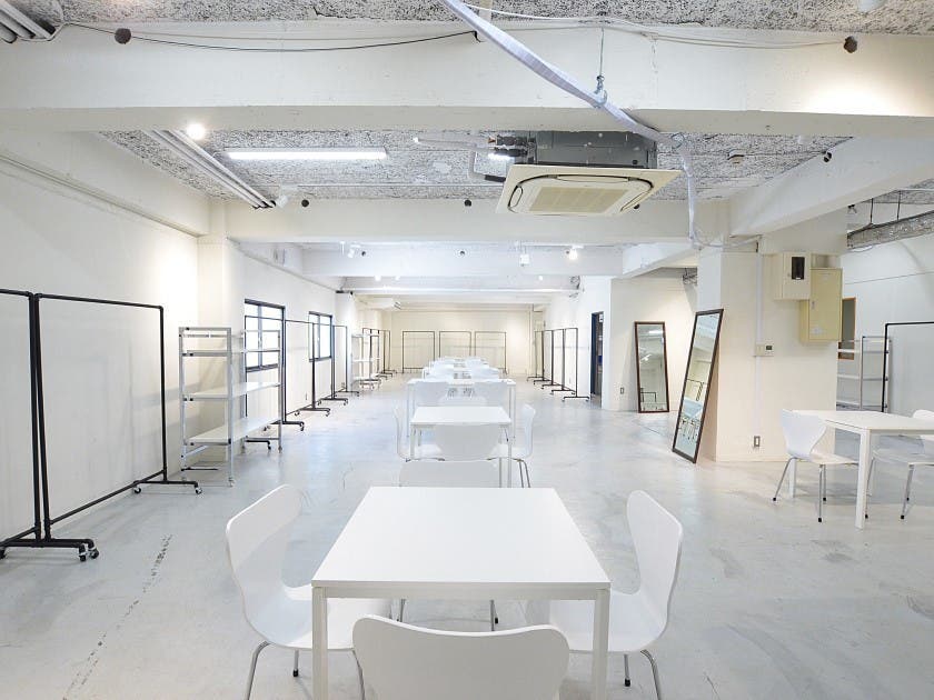 【5F-502】「御堂筋」から西に一筋入った、心斎橋駅、本町駅すぐのレンタルスペース。【大阪市中央区】の写真5