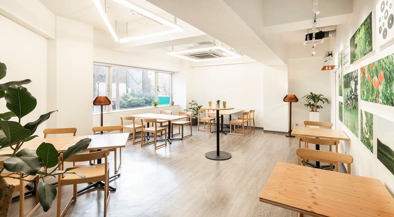 【OREC green lab 福岡】赤坂駅徒歩10秒！最大着席30席/無料什器多数/カフェ併設