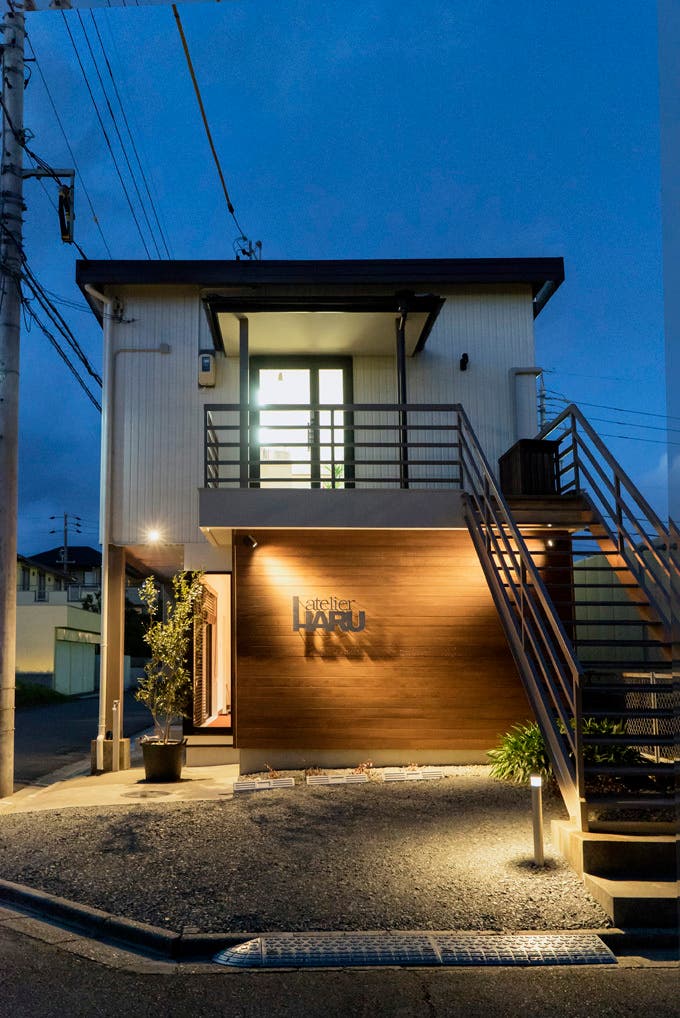 【多目的スペース】個人塾、セミナー、ギャラリースペース等に。西側窓には写真撮影にも対応した遮光カーテン付き！の写真6