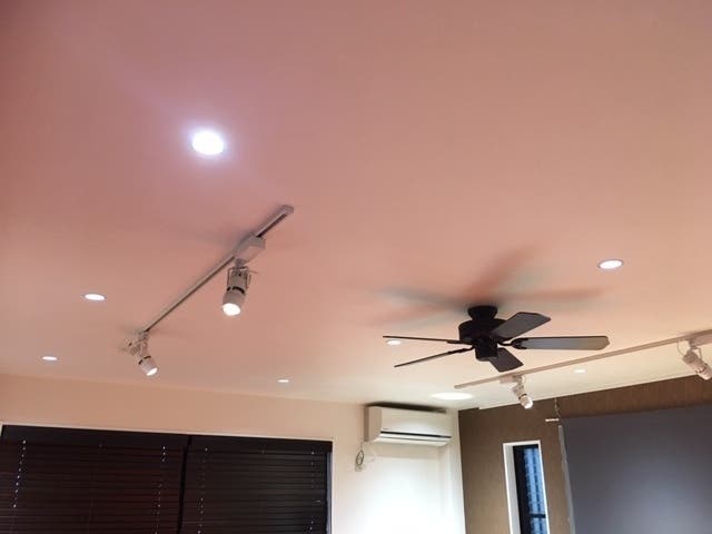 【多目的スペース】個人塾、セミナー、ギャラリースペース等に。西側窓には写真撮影にも対応した遮光カーテン付き！の写真9