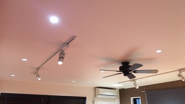 【多目的スペース】個人塾、セミナー、ギャラリースペース等に。西側窓には写真撮影にも対応した遮光カーテン付き!の写真9