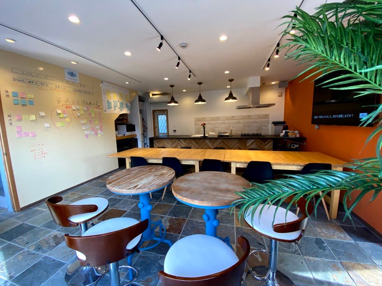 【鎌倉海辺の絶景屋上付き新築南欧風邸宅】オフサイトミーティングに最適な貸し切り型スペースの写真4