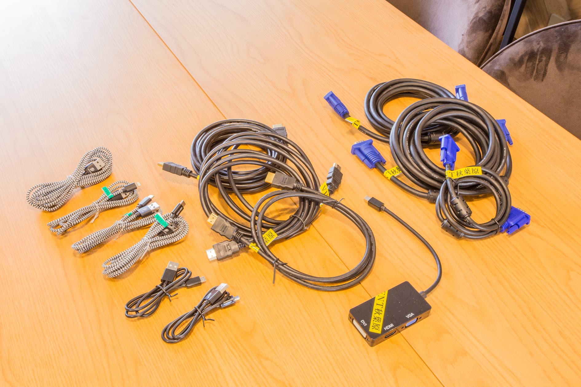 平日1999円～/土日祝2999円～/懇親会OK/駅２分/最大40名/冷蔵庫&キッチン付会議室/TVモニター/Wifiの写真8