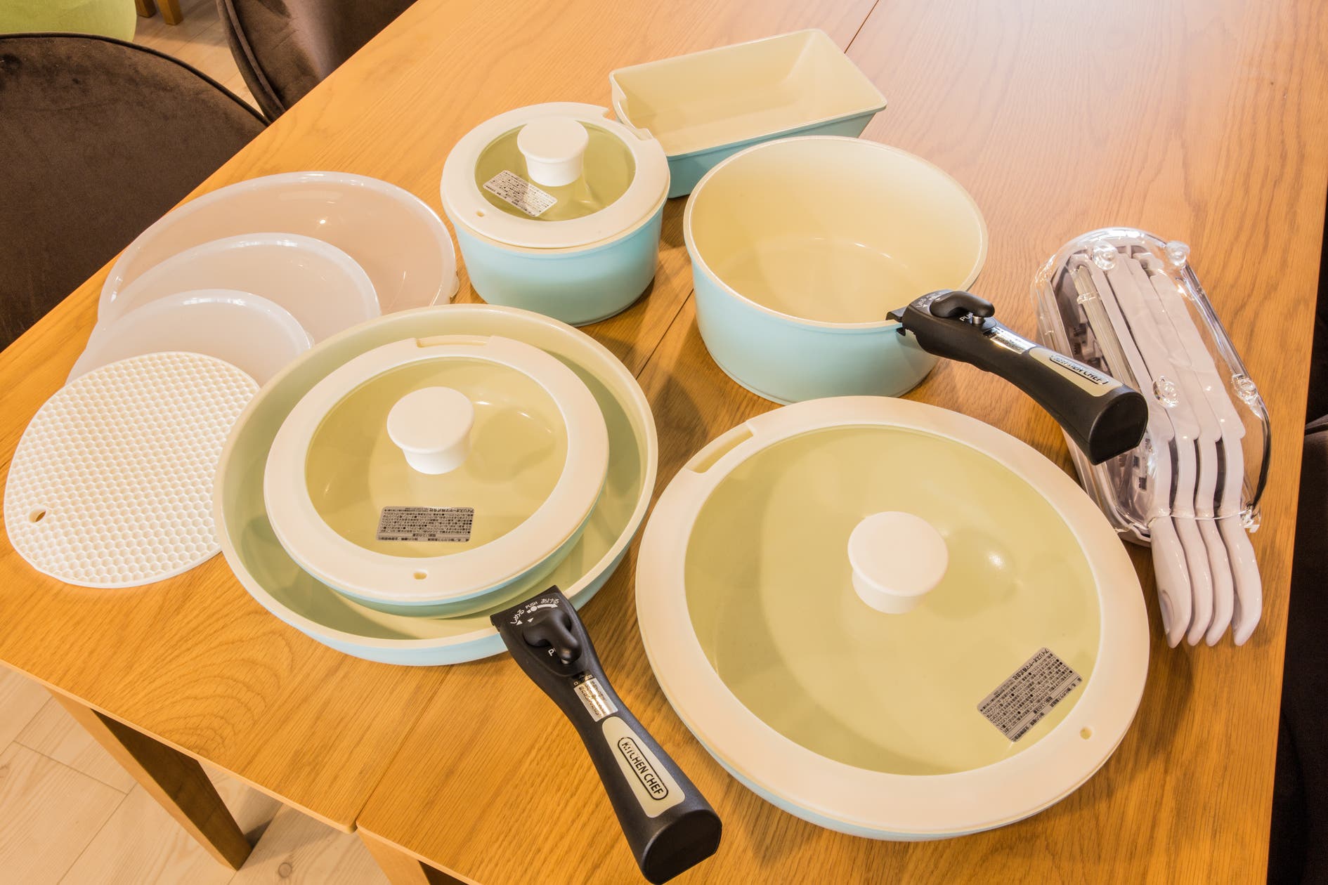 平日1999円～/土日祝2999円～/懇親会OK/駅２分/最大40名/冷蔵庫&キッチン付会議室/TVモニター/Wifiの写真14