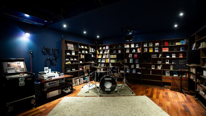 【 コモリエヌーア 】「音楽スタジオ」/ 夜でも練習できる(バンド練習や小規模ライブに)の写真3