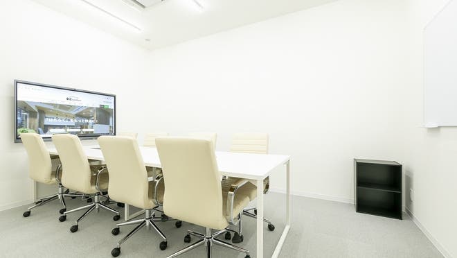 【名古屋駅徒歩9分】名駅南 8名用会議室 完全個室✨打合せ/商談/WEB会議/テレワーク/レッスンなど◎の写真1