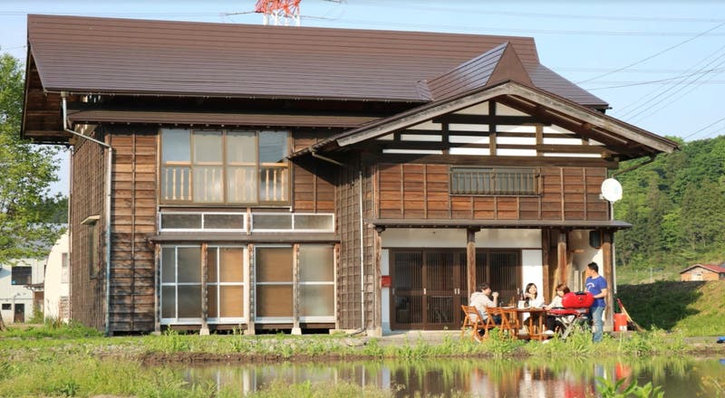【KOMEHOME】囲炉裏のある古民家　畑や田んぼもに囲まれてBBQ　ワーケーションやリモートワークも利用もOK