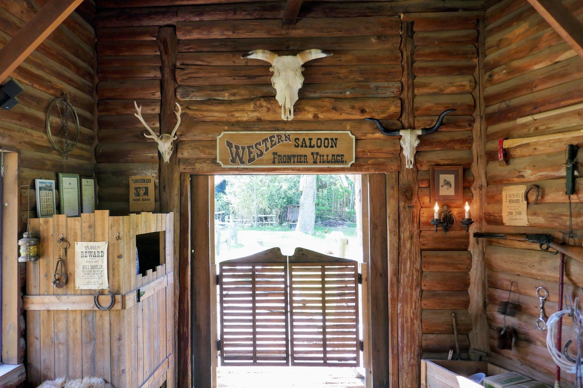 ウエスタンスタイルの牧場をまるまる貸しきってドローンの撮影など ( 屋内 ＋ 屋外 )の写真10