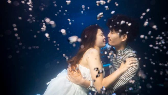 関西初、水中撮影専用の室内プールスタジオ!広告、水中ポートレート、コスプレなどに!の写真8