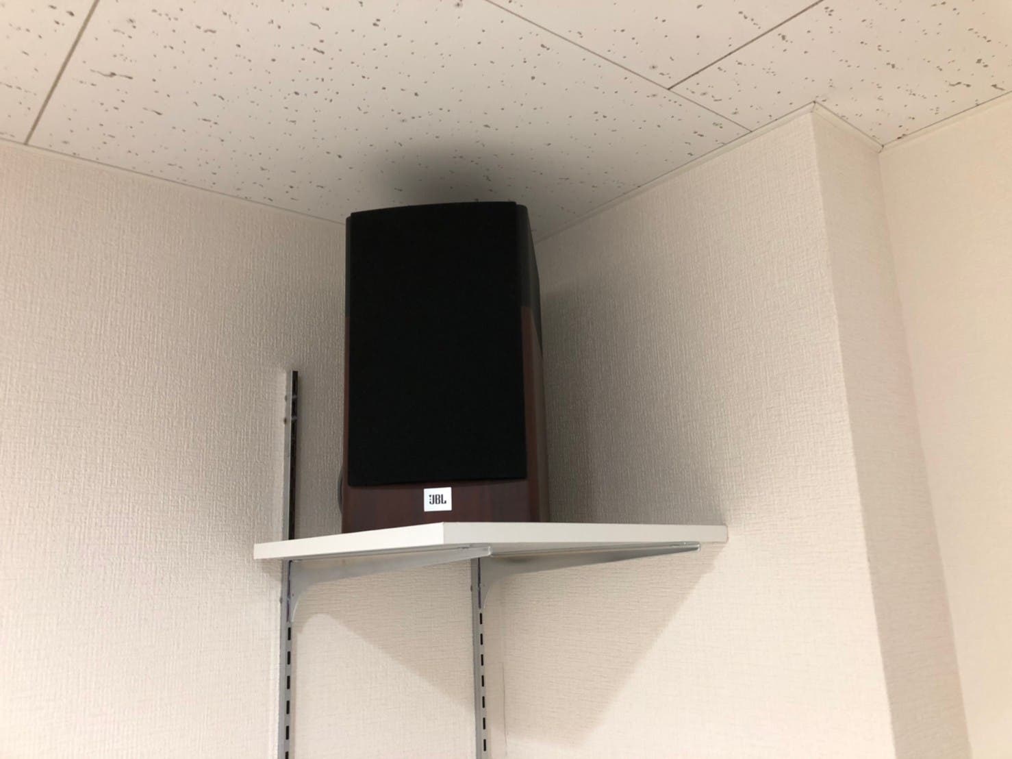 草加駅東口より徒歩1分！24時間・365日営業。ダンスが出来るレンタルスタジオPiattoです。草加駅のホームから見えます！の写真8