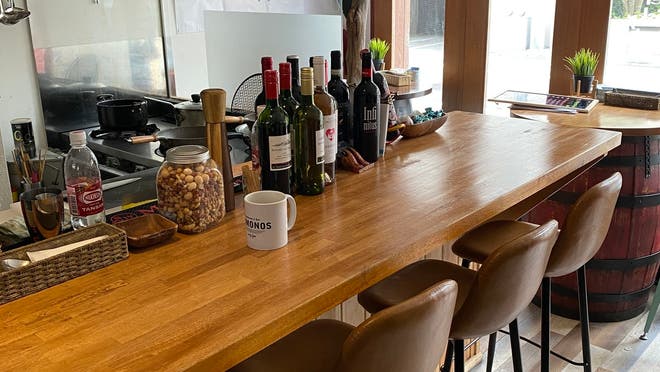 海至近のスペインバルです。貸切パーティ、撮影など幅広くご利用ください。の写真6