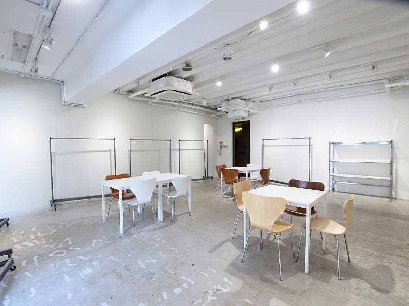 【2F-202】南船場のランドマークビルにある、心斎橋駅、本町駅すぐのレンタルスペース。【大阪市中央区】の写真4