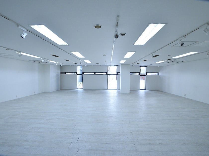 【2F-203】南船場のランドマークビルにある、心斎橋駅、本町駅すぐのレンタルスペース。【大阪市中央区】の写真8