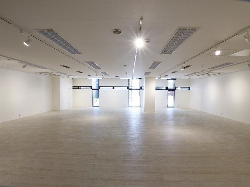 【2F-203】南船場のランドマークビルにある、心斎橋駅、本町駅すぐのレンタルスペース。【大阪市中央区】の写真9