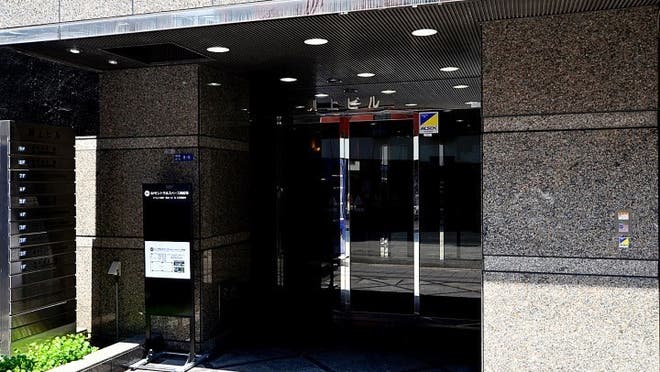 【2F-201】南向きの窓から自然光がたっぷり差し込む、日当たり良好の明るい撮影スタジオ。【大阪市中央区】の写真9