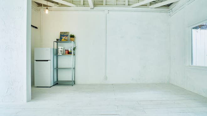 大阪市内では数少ない緑豊かな庭付きの自然光スタジオです。メイクルームも完備!の写真8