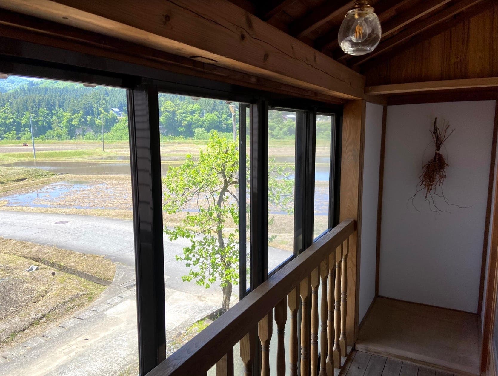 【KOMEHOME】囲炉裏のある古民家　畑や田んぼもに囲まれてBBQ　ワーケーションやリモートワークも利用もOKの写真10