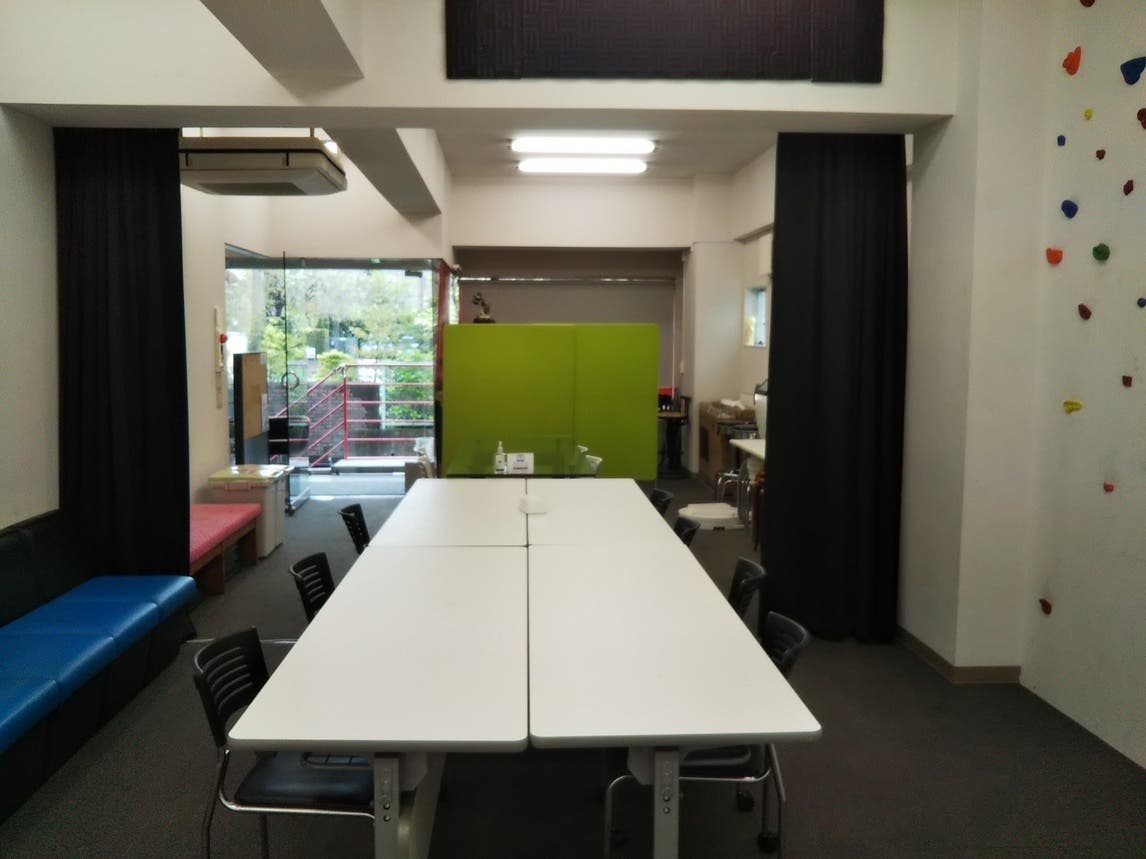 【四ッ谷】【白ホリ・グリーンバック・屋上】【50型モニター無料】【生配信・人物撮影・セミナー配信・物撮りに最適】の写真9