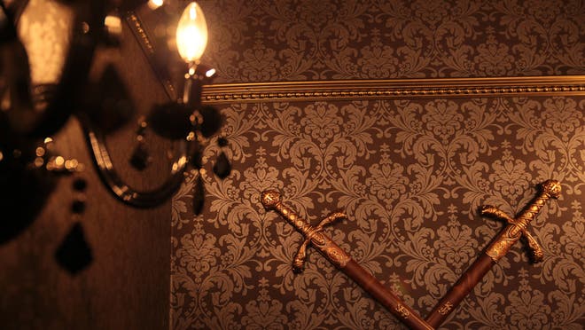 【ゴシック&ロリータスタジオ】ゴシックでダークな色味 コスプレ撮影にピッタリ! ダンス可能! TVや雑誌の撮影実績多数!の写真8