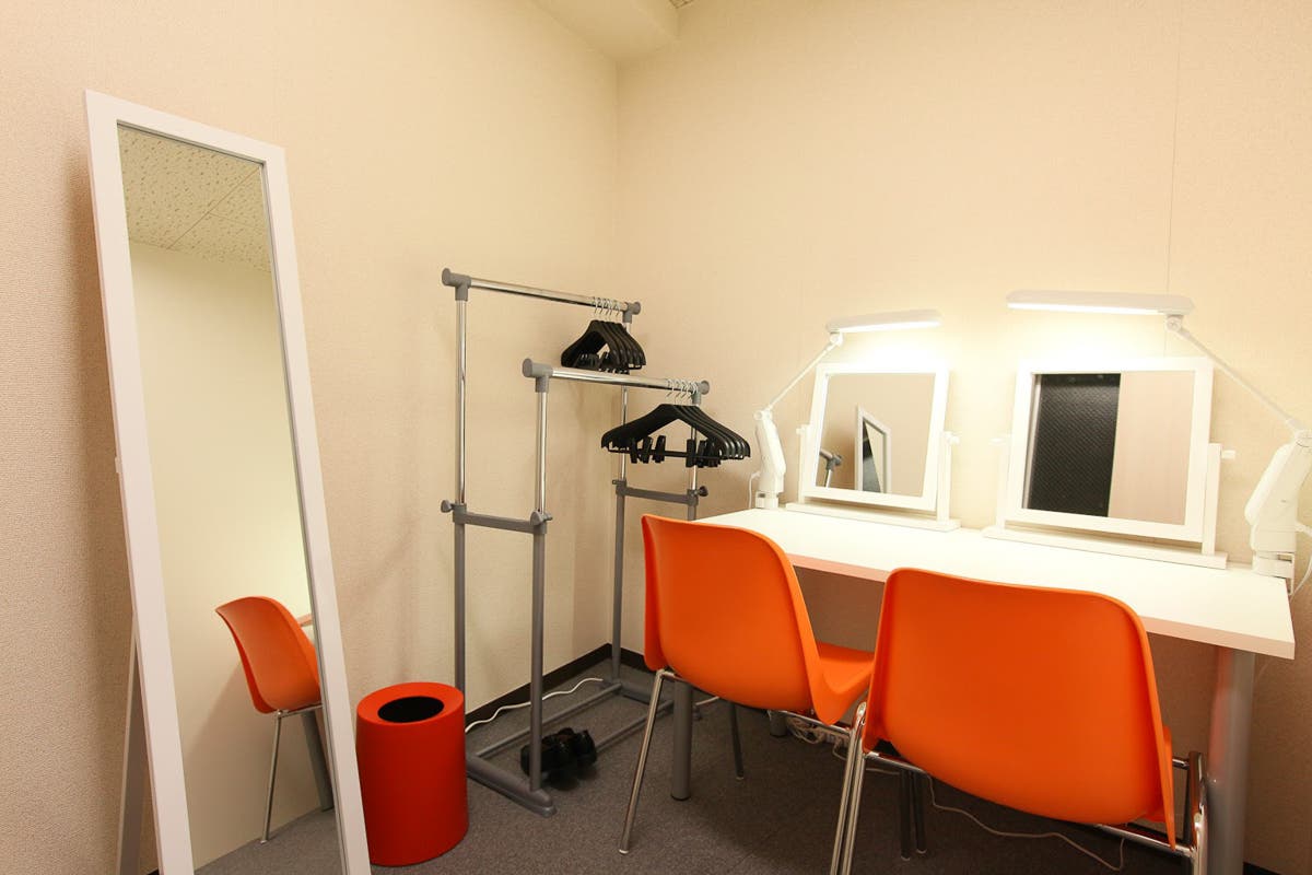 【スペーススタジオ】未来空間！宇宙ステーション！個室メイクルーム有り！ハウススタジオ TVや雑誌の撮影実績多数！の写真13