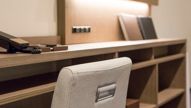 【ホテルマイステイズプレミア赤坂】客室をテレワークスペースにの写真5