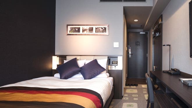 【ホテルマイステイズプレミア赤坂】客室をテレワークスペースにの写真2