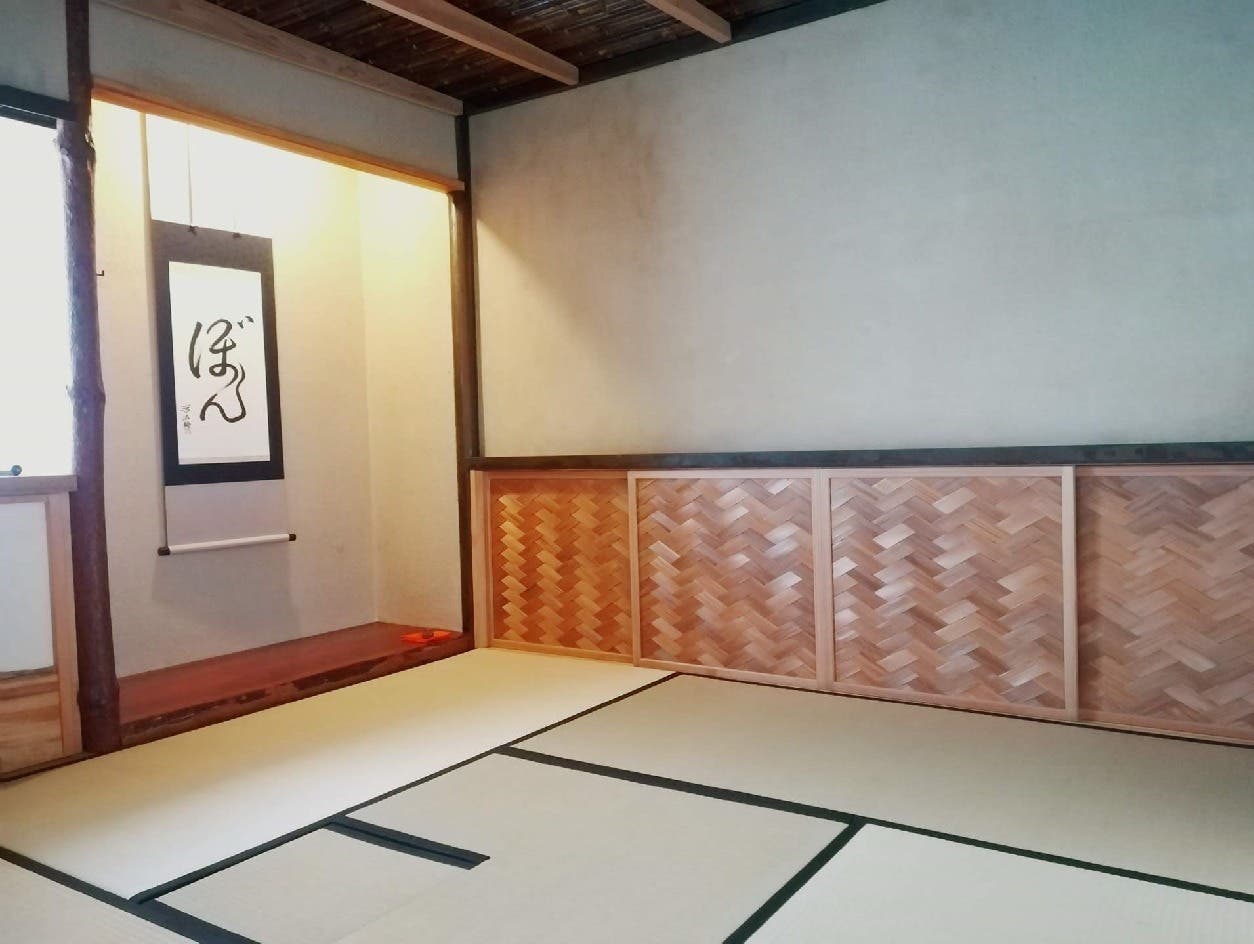 「茶室」「カフェスペース」「キッチン」の3つが揃ったスペース！和を基調とした落ち着いた空間でワークショップや勉強会などに＾＾の写真2