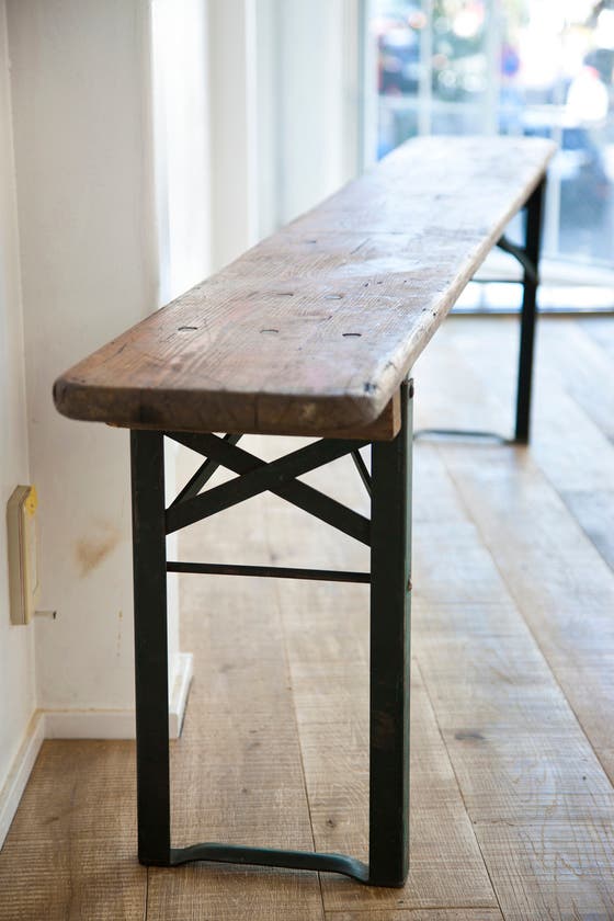 【 広尾 】ファッション誌等の撮影スポット、街の角地に佇む白の外観が印象的な複合型ショップ「CANVAS TOKYO」の写真16