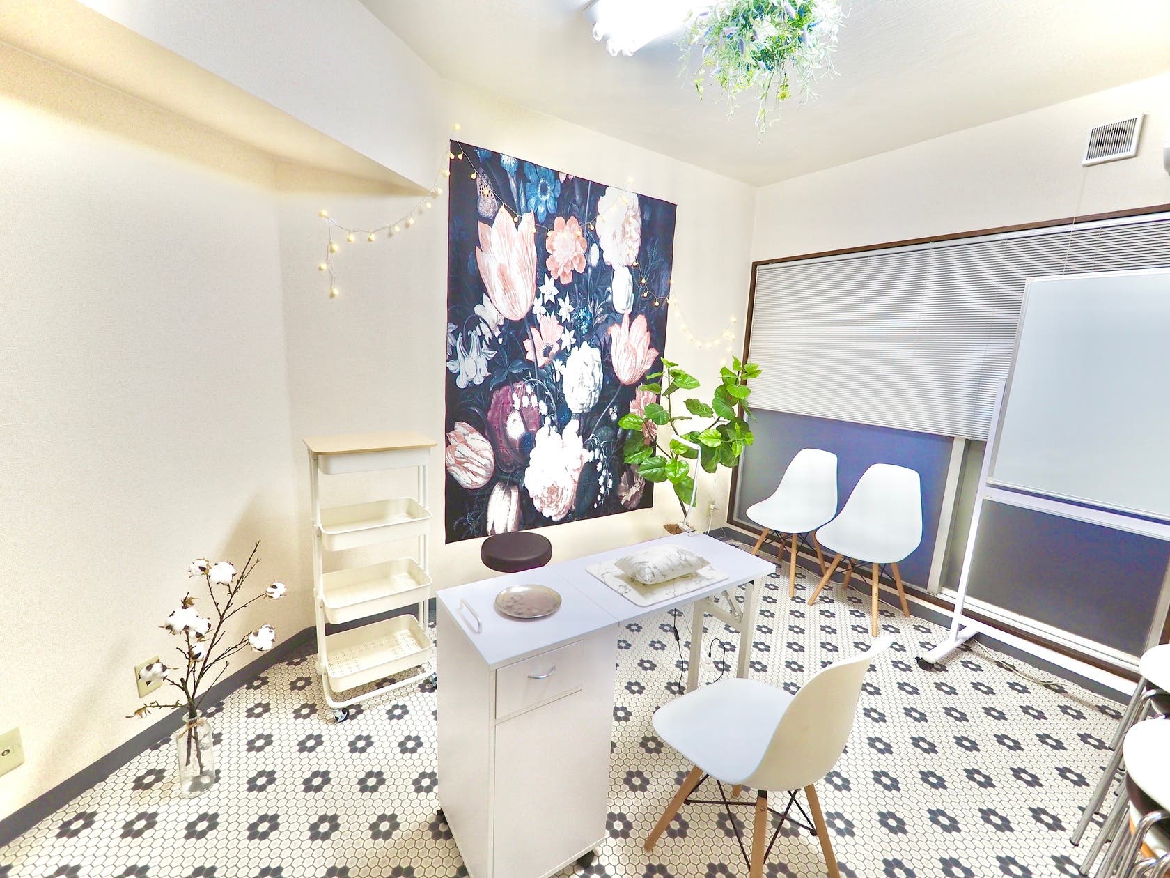 《トレーズ＠名駅》施術ベッドなど無料貸出設備充実🌿カフェ風レンタルスペース＆サロン💆‍♀️女子会🎀撮影会📸【名駅徒歩2分！】の写真7