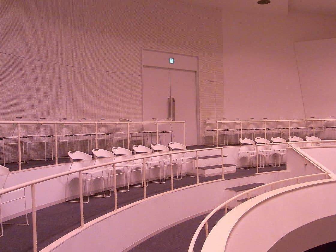 フェリシモホール／三宮・神戸駅から30分／講演会、セミナー、ヨガ、展示会、発表会、撮影／音響設備・スクリーン完備の写真11