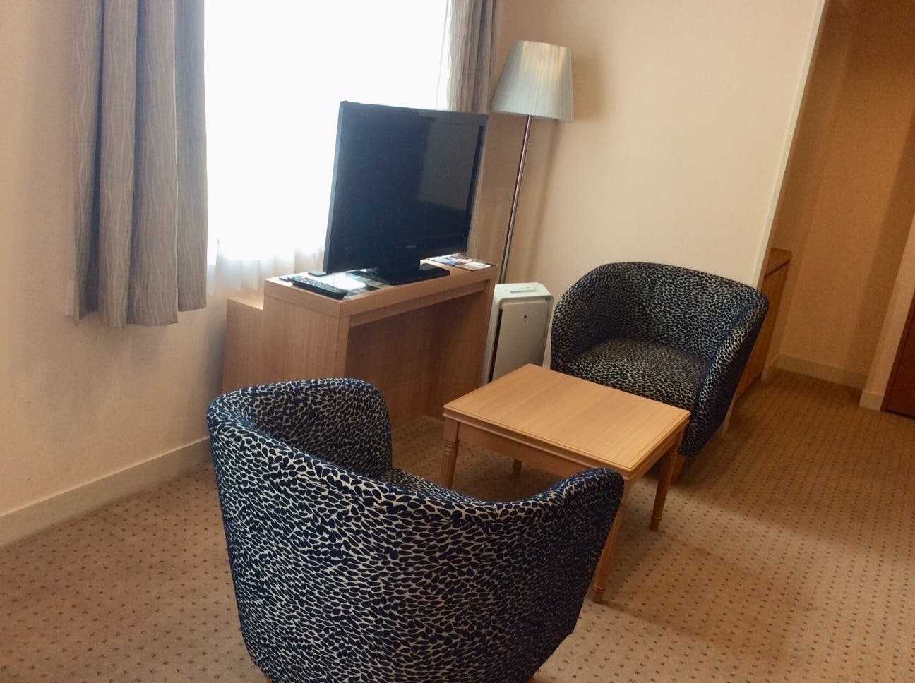 西新宿駅徒歩1分！パーティーも♪テレワークも♪ホテルだから安心！の写真10