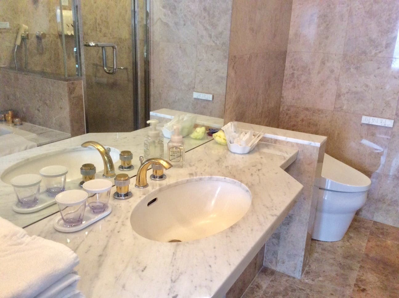 西新宿駅徒歩1分！パーティーも♪テレワークも♪ホテルだから安心！の写真13