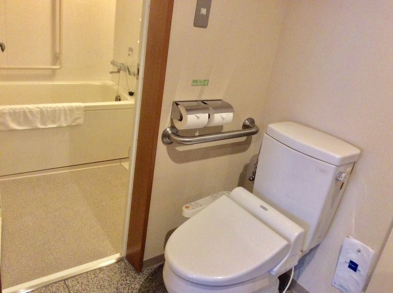 西新宿駅徒歩1分！パーティーも♪テレワークも♪ホテルだから安心！の写真8