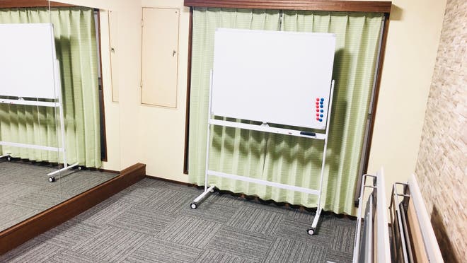 激安スペース✨全身鏡✨名駅2分✨整体ベッド✨深夜利用OK✨ヨガ、整体、トレーニングにの写真5