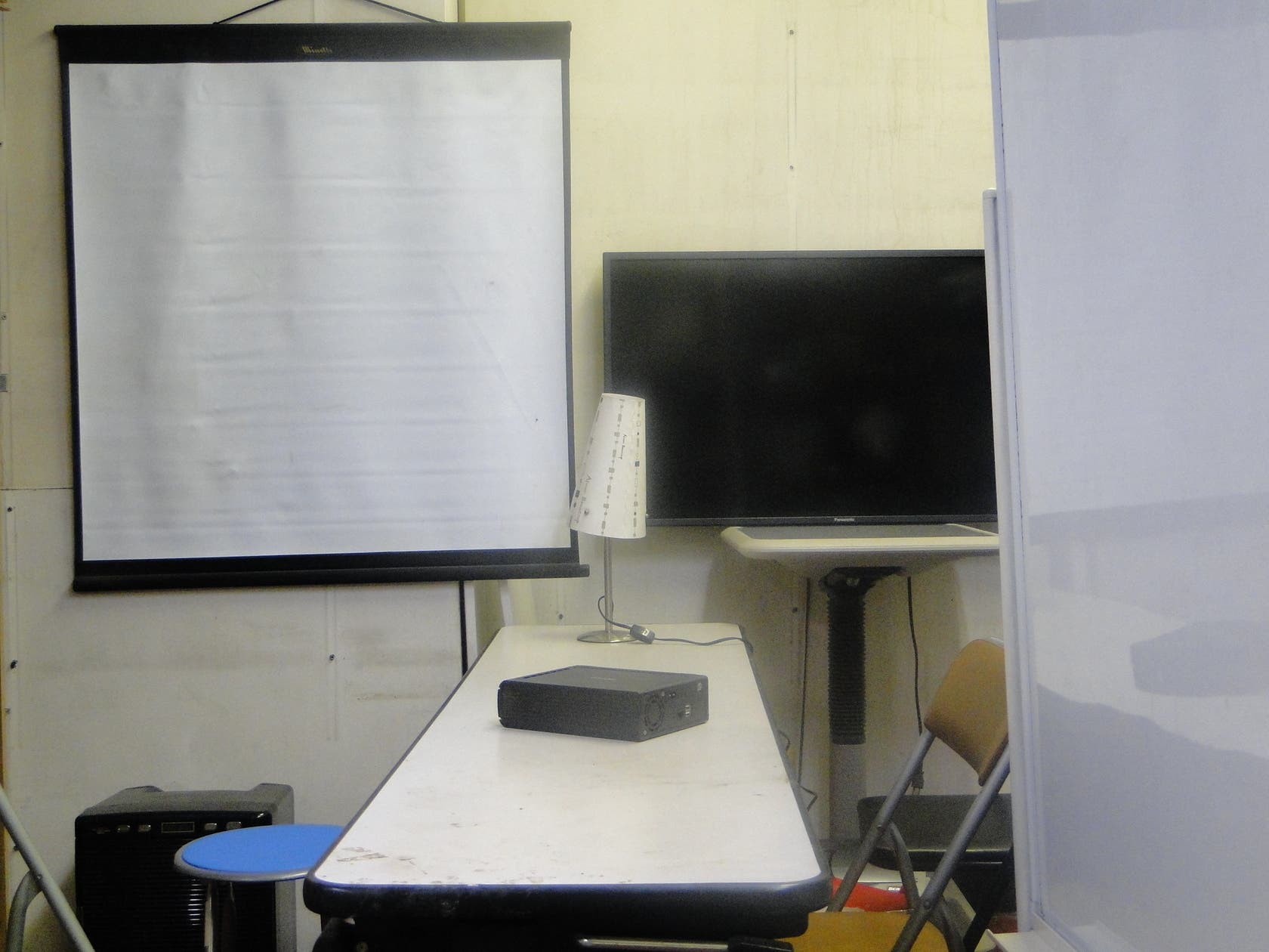 新宿西口徒歩1分　,会議,教室,勉強会,セミナー　その他　多目的スペースの写真2