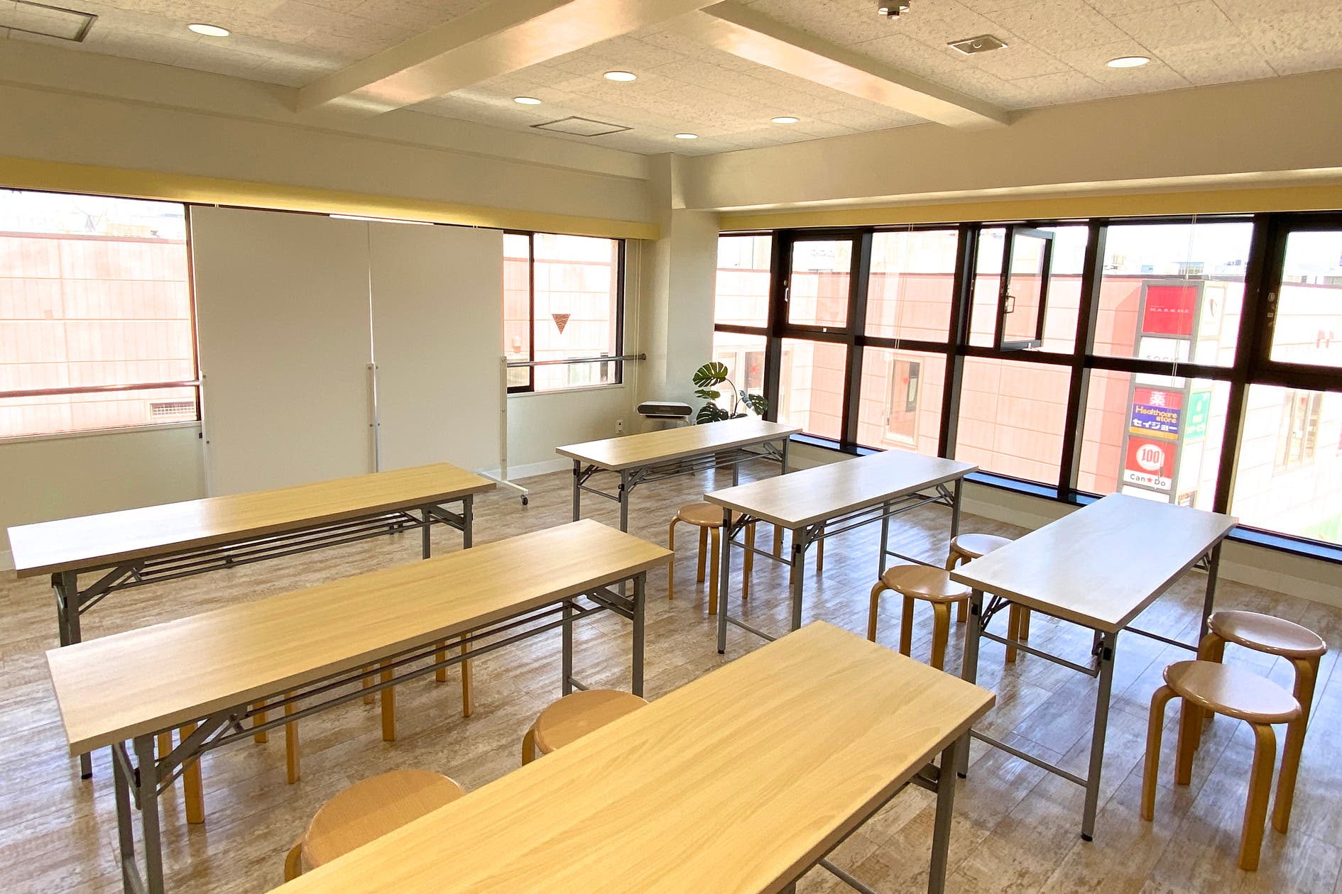 【4F】★駅前・24h利用可★1時間1000円／ダンスができるスタジオ／移動式スポーツ鏡×6／使い途は様々★の写真6