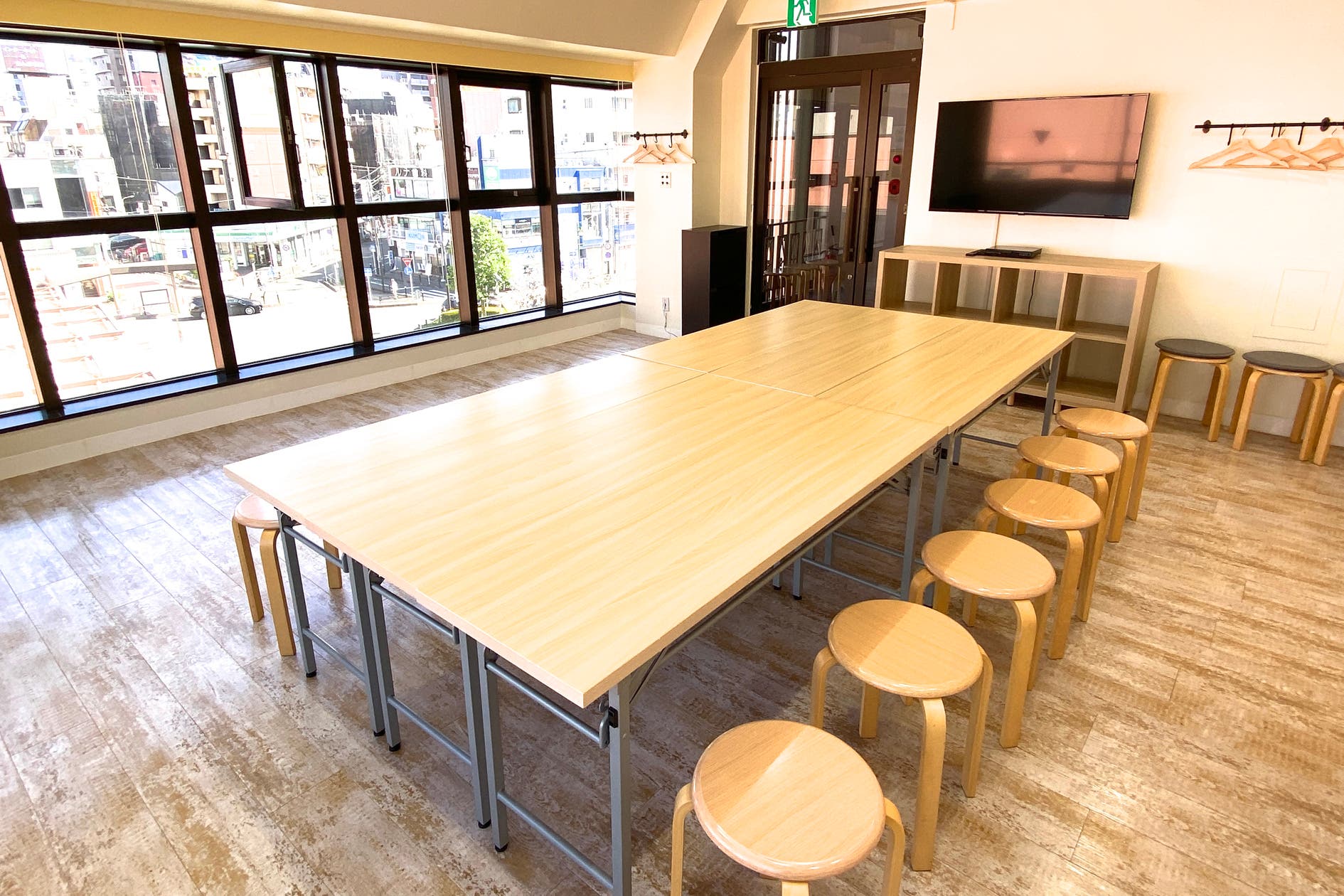 【4F】★駅前・24h利用可★1時間1000円／ダンスができるスタジオ／移動式スポーツ鏡×6／使い途は様々★の写真8