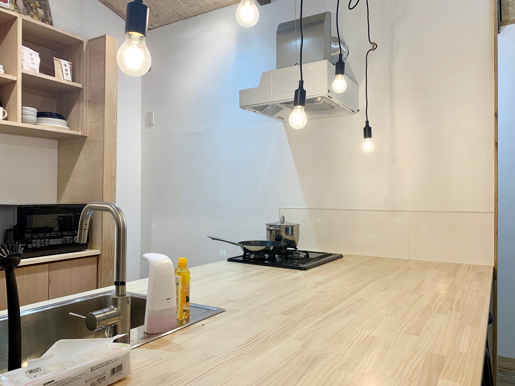 【空堀・上本町】広々キッチンのフルリノベ空間／演奏会・パーティー・撮影会・セミナーなどに！の写真5