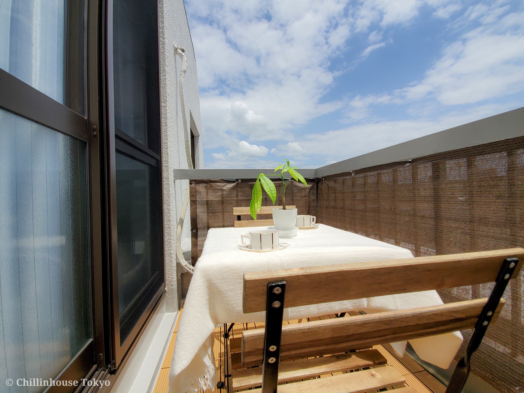 ☝️直前割😌２4時間利用可☀南向き自然光抜群👀ネトフリ、アマプラ見放題🛏️ダブルベッド２台🙆ゴミ捨て無料の写真7