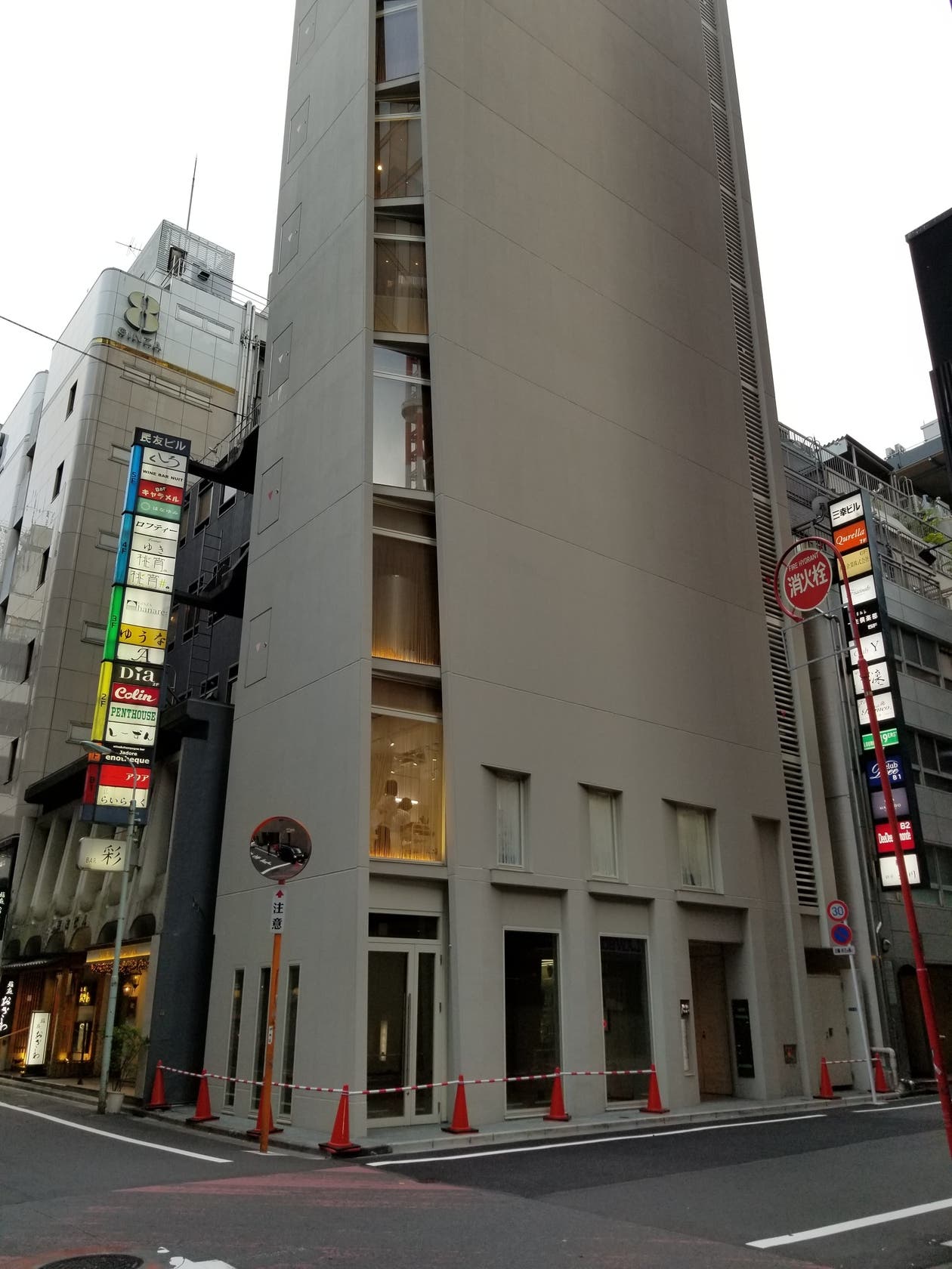 【銀座:新橋】新築のビルで清潔感がありとてもキレイ✨✨ヘアセットの練習(設備充実)、動画撮影も◎Wi-Fi◎の写真9