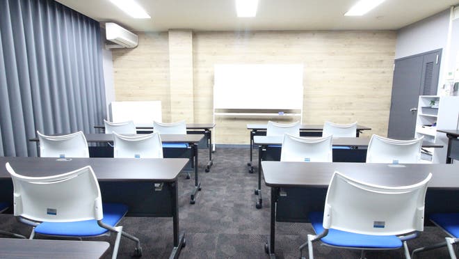 広瀬通 【4階4-B会議室】Wi-fi・Web会議用モニター完備/会議・研修/ワークショップ/飲食OK/24時間OK/16名様用の写真5