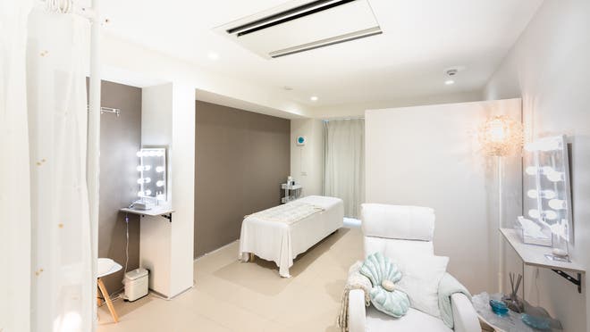 完全個室レンタルサロン【2人同時施術可能!】JR元町駅西口3分キラリラ神戸元町ウェストの写真2