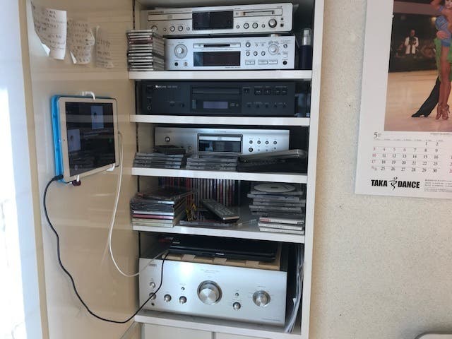 JR関内駅徒歩2分、広々換気十分スペース！の写真4